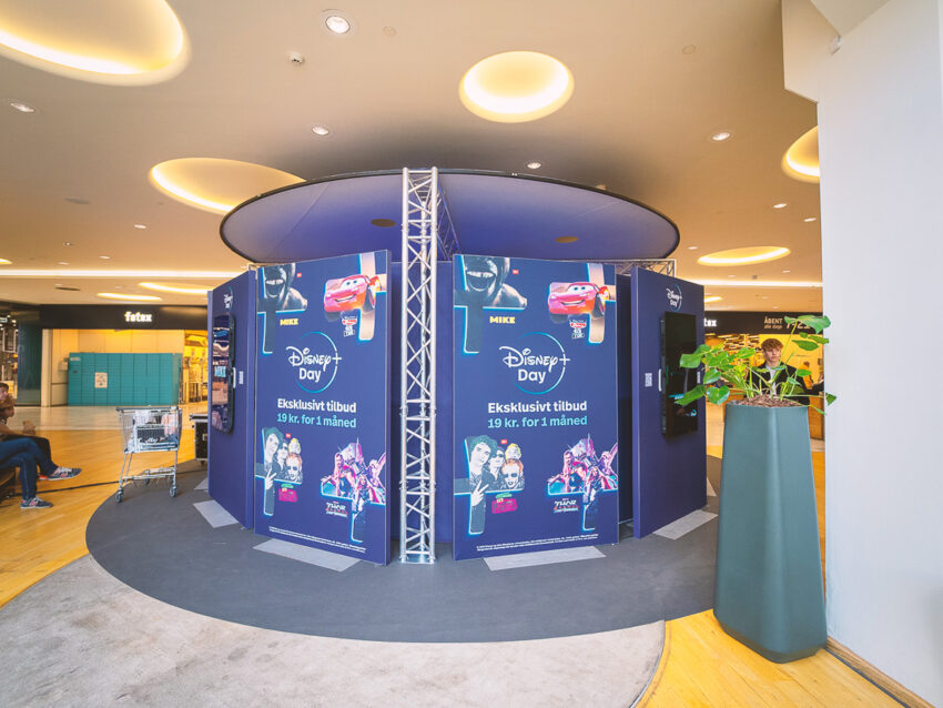 Transform Your Trade Show Experience - Immersive Circular Room ...